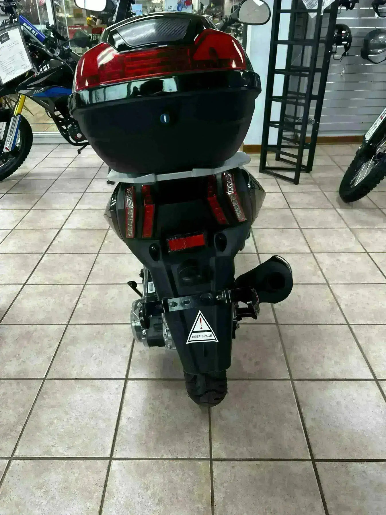 Road Legal Phoenix 150cc Scooters are affordable & Fuel efficient – Q9 ...