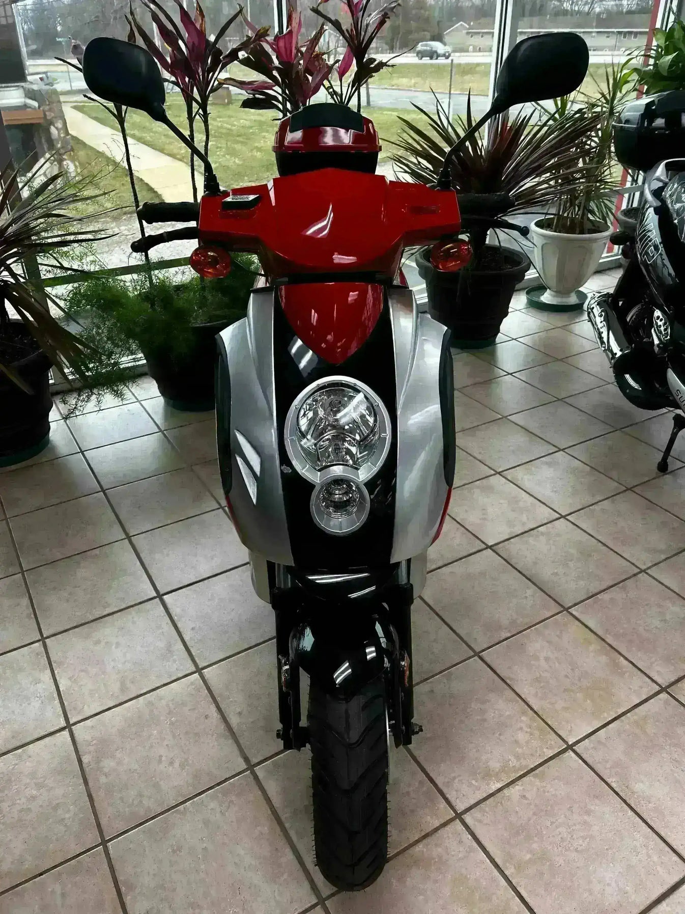 Pilot 150cc Scooters: Fuel efficient & ECO friendly transportation – Q9 ...